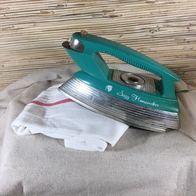 Suzy Homemaker - Etsy