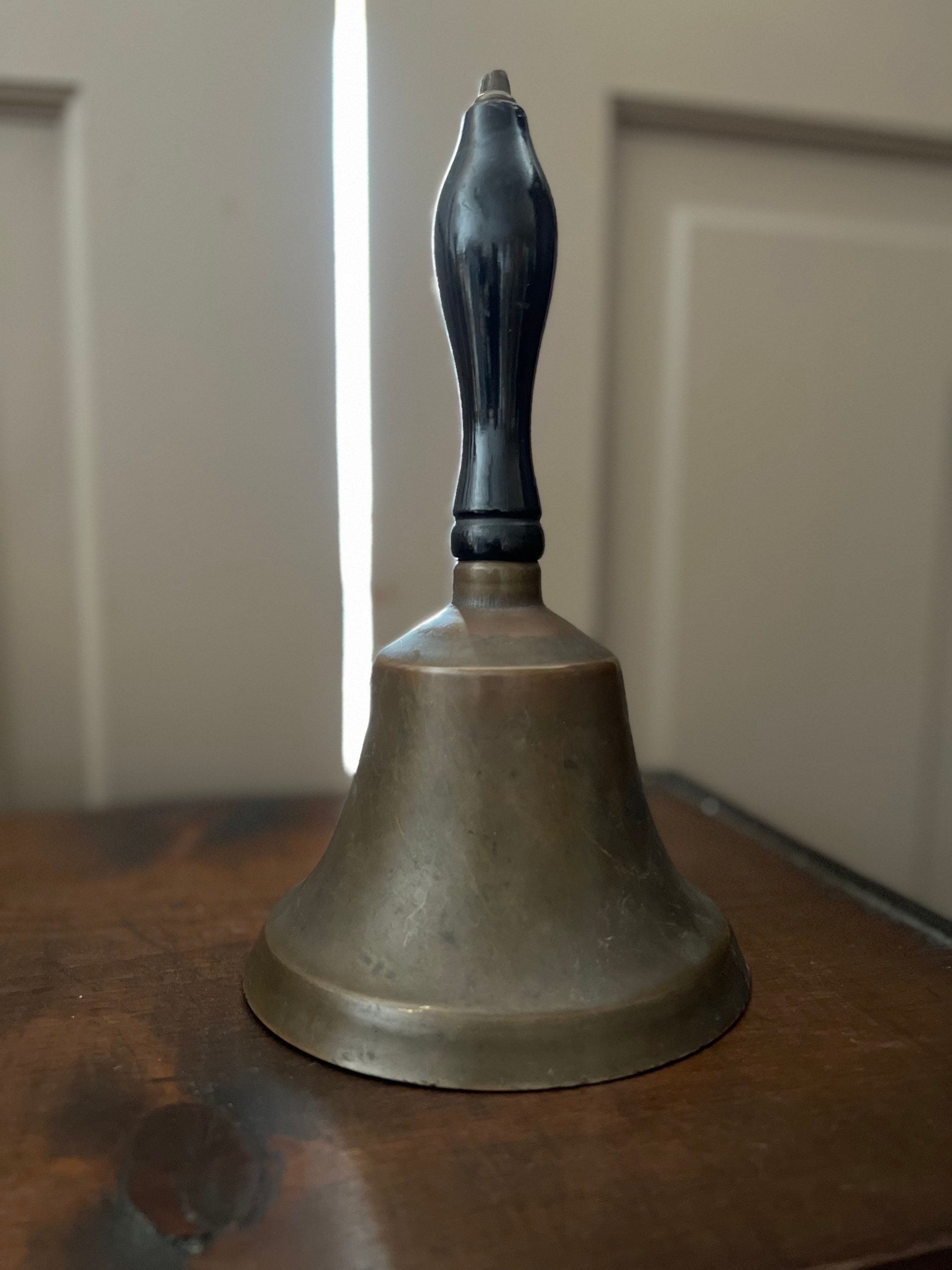 Antique Brass School Bell Vintage Farmhouse Hand Ringing Bell 9 Hand ...