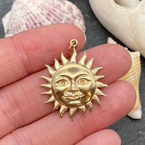 Sun Face Pendant, Bronze, Sun Pendant, Smiling Sun, Sun, Sky, Round ...