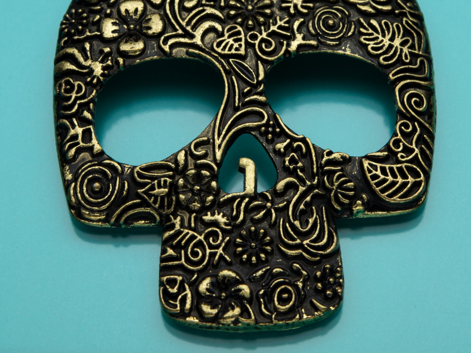 Sugar Skull Keychain, Huge Bronze Sugar Skull Key Ring, Giant Flower ...