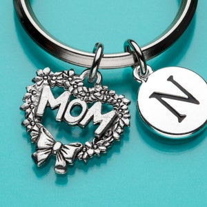 Mom Keychain, Mom Key Ring, Mom Wreath, Mom Heart, Initial Keychain ...