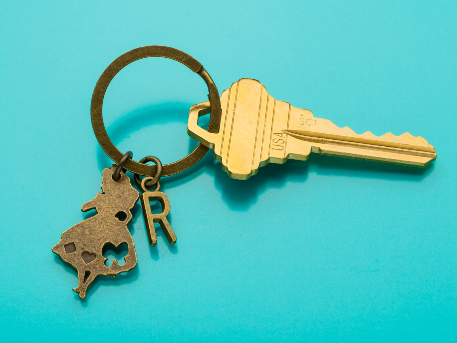 Alice Keychain, Bronze Alice Key Ring, Alice in Wonderland, Initial ...