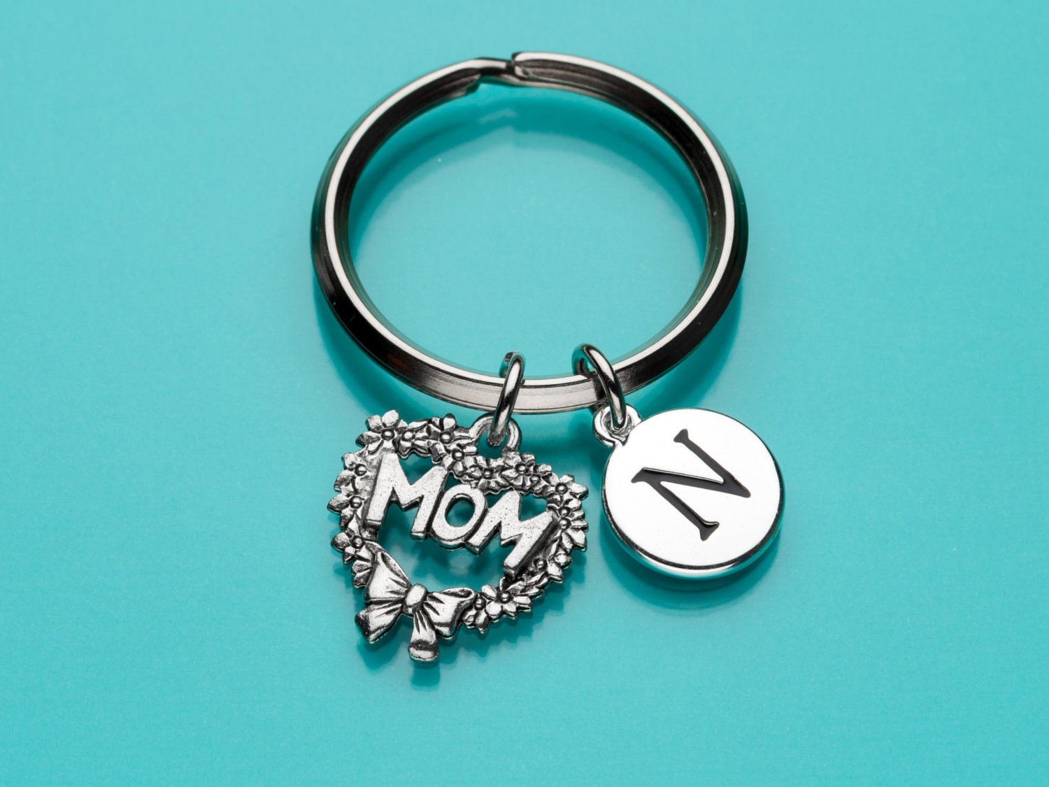 Mom Keychain Mom Key Ring Mom Wreath Mom Heart Initial - Etsy