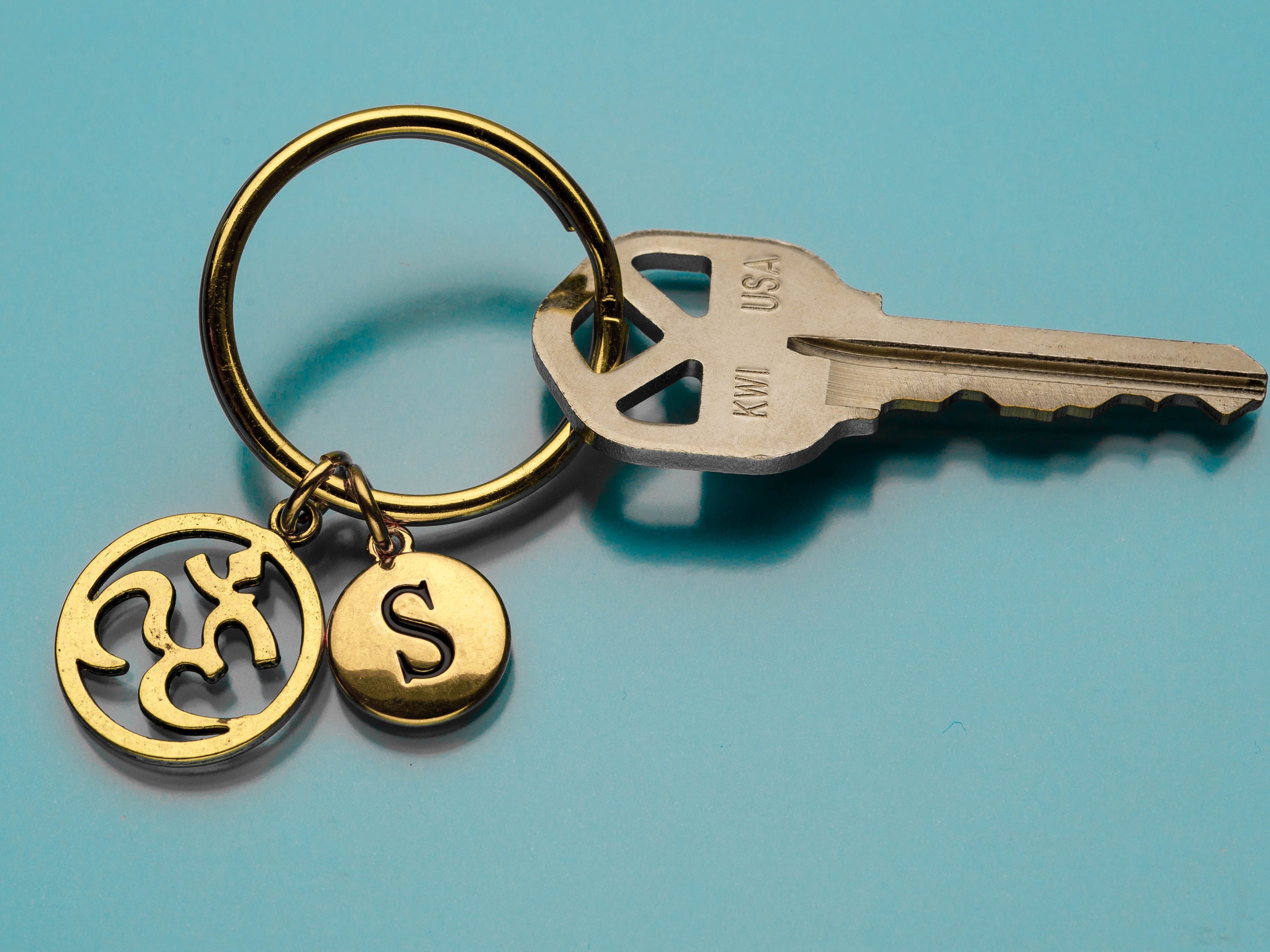 Om Symbol Keychain Small Gold Om Symbol Key Ring Yoga Charm | Etsy