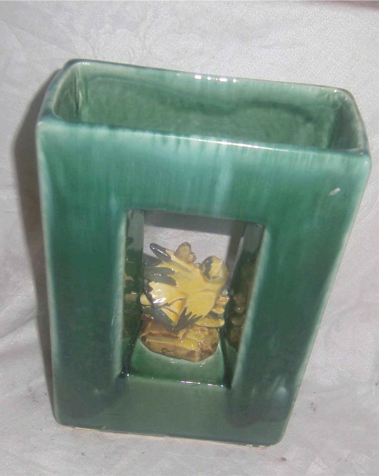 MCCOY POTTERY – MCM Bird in Nest – Vase - Etsy