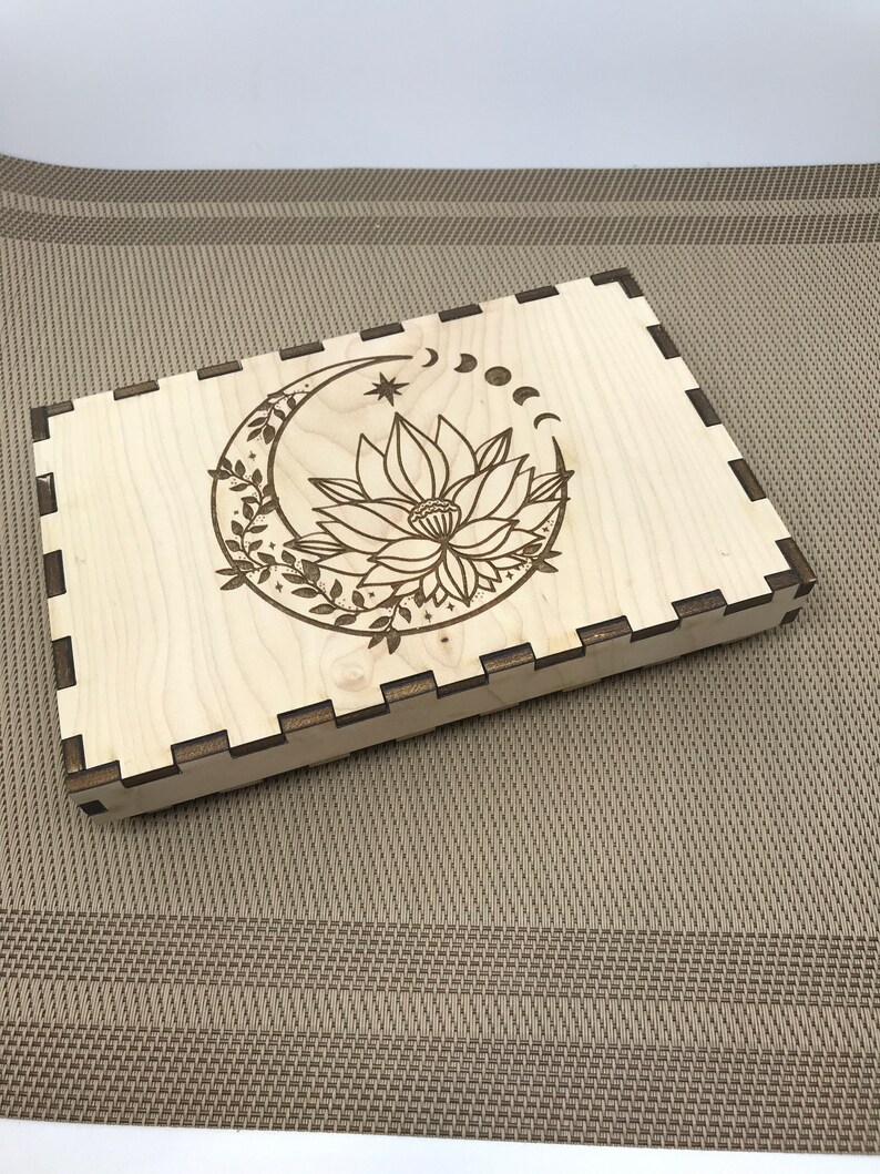 Playing Card Box SVG CUT FILE - Etsy