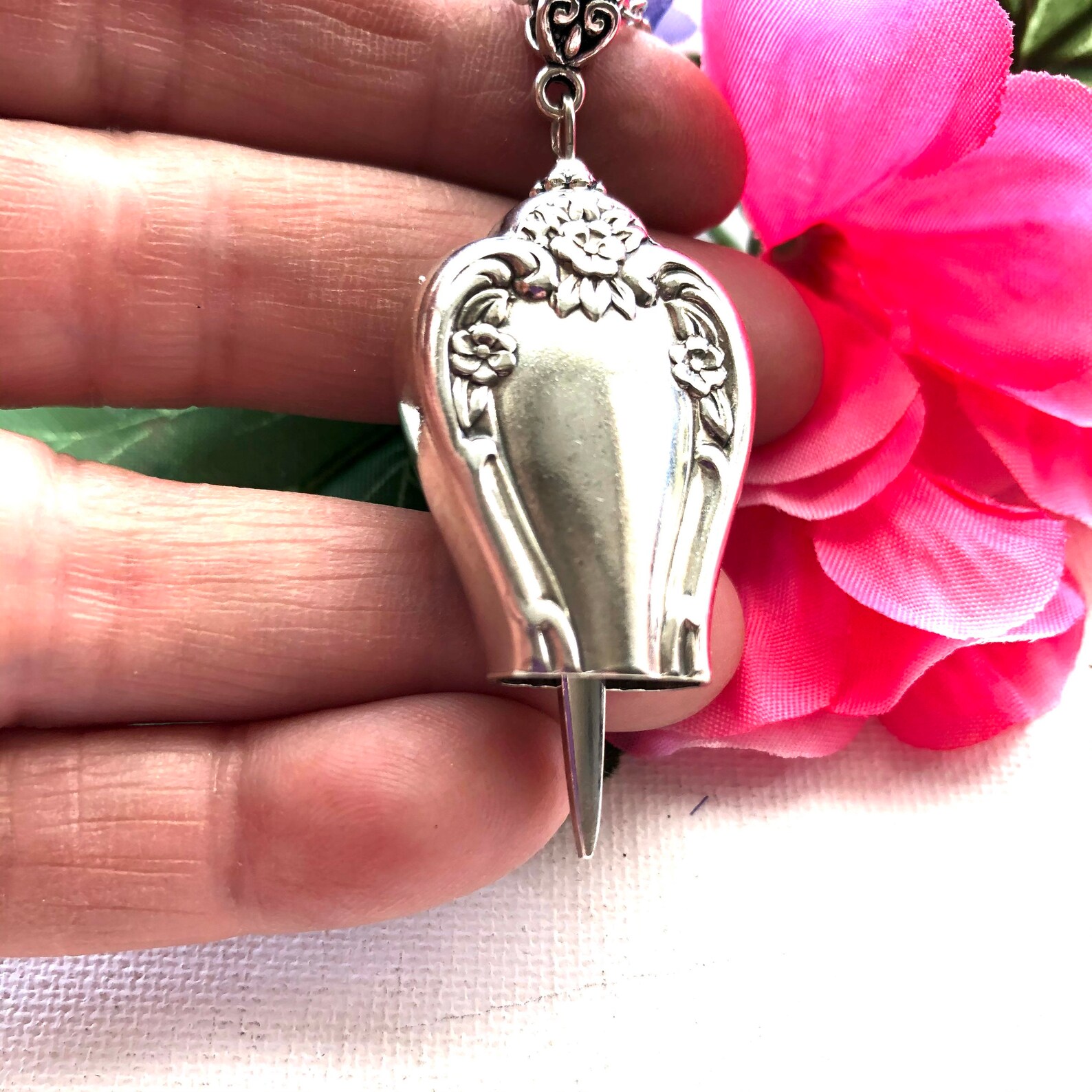 Daybreak 1952 Bell Knife Necklace Knife Handle Bell Necklace Silverware ...
