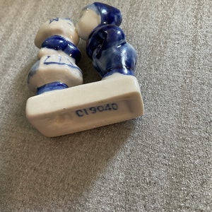 Vintage Delft Blue Figurine Dutch Boy & Girl Kissing Holland ...