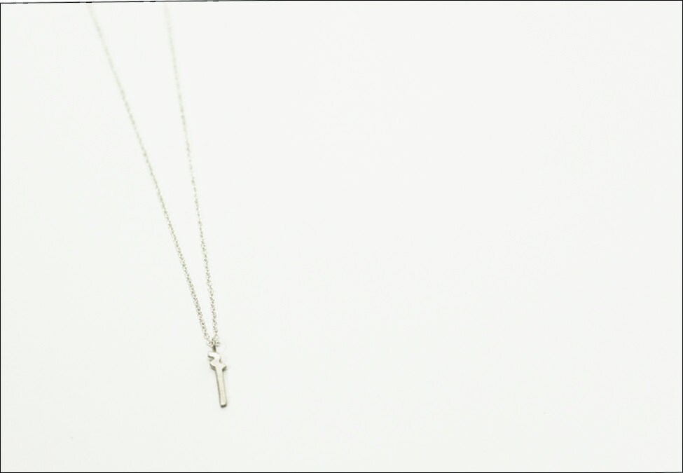 Short Aleph or "a & Vowels" Arabic Letter Necklace - Etsy