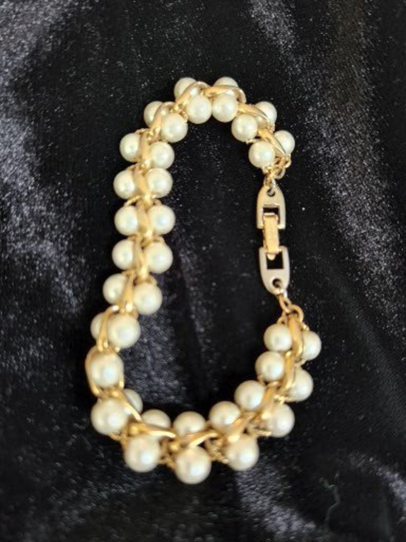 Napier Pat Pend Faux Pearl and Gold Tone Vintage Twist Bracelet - Etsy