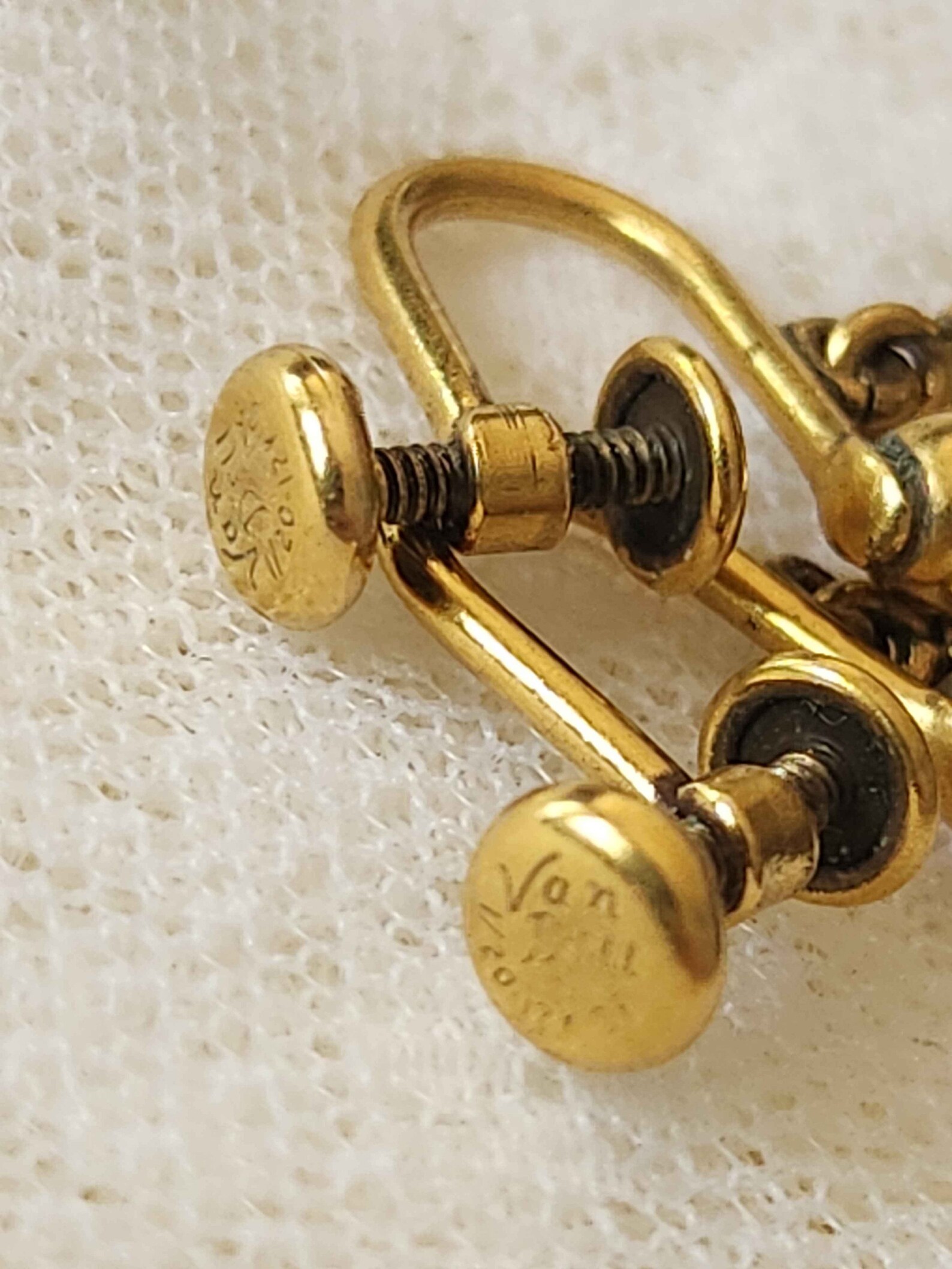 Van Dell 1/20 12k Gold Filled Cameo Vintage Screw Back Earrings - Etsy