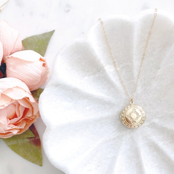 Gold Locket - Etsy
