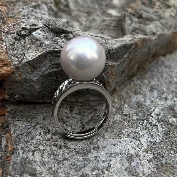 Big Pearl Ring - Etsy