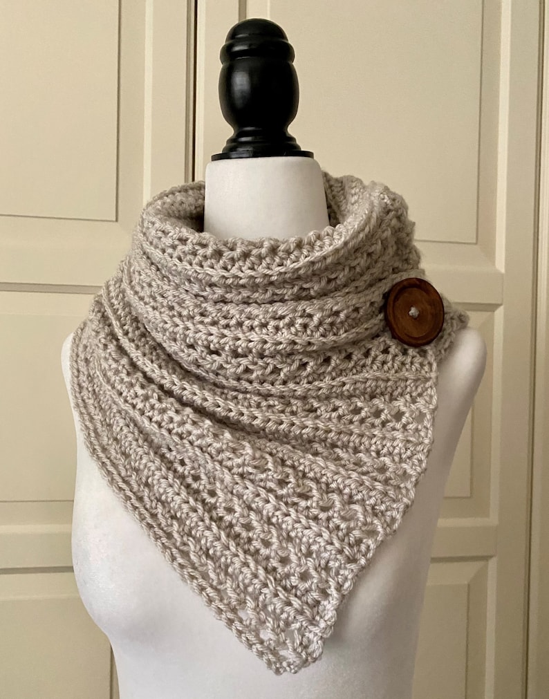 Easy Button Scarf Crochet PATTERN Boho Crochet Womens Scarf - Etsy