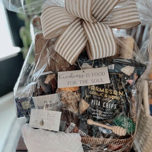 House Warming Welcome Appreciation Gift Basket - Etsy