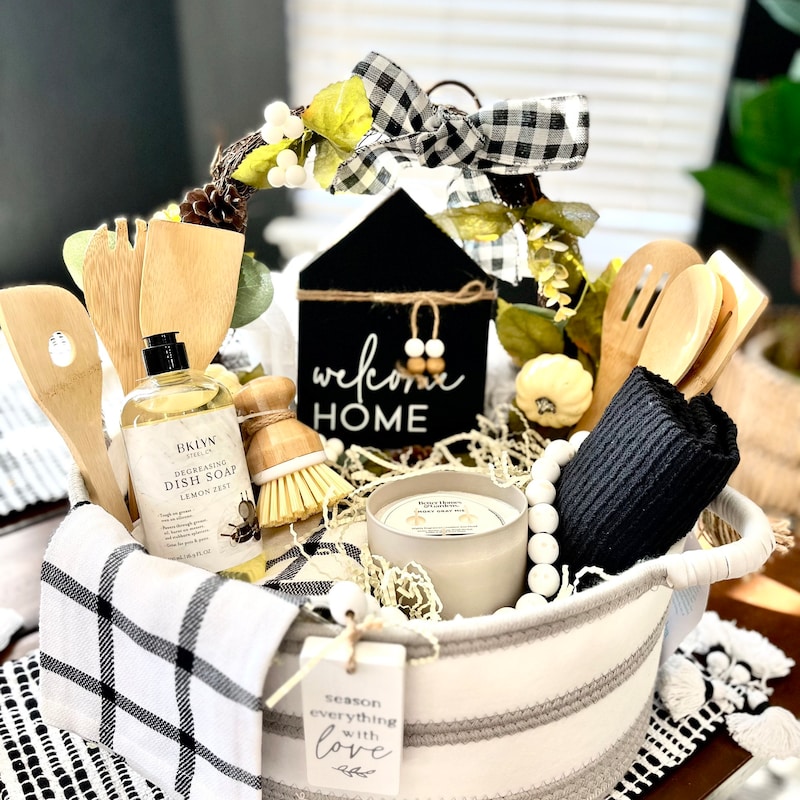 Kitchen Gift Basket - 60+ Gift Ideas for 2025