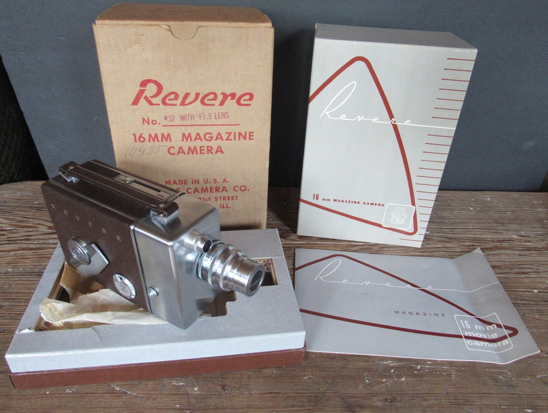 Vintage REVERE 16mm Movie Camera Model 37 With F/1.9 Focusing Mount ...