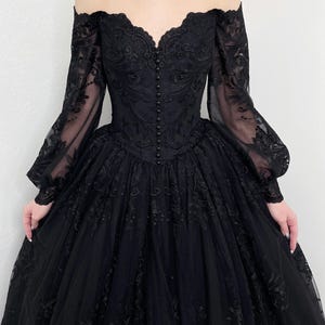 Black Vintage Victorian Style Gothic Basque Waist Lace Wedding Dress ...