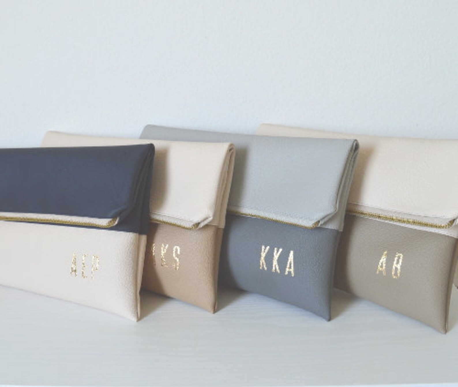 A Set of 4 Personalized Foldover Clutches / Bridesmaid Gift / Bridal ...