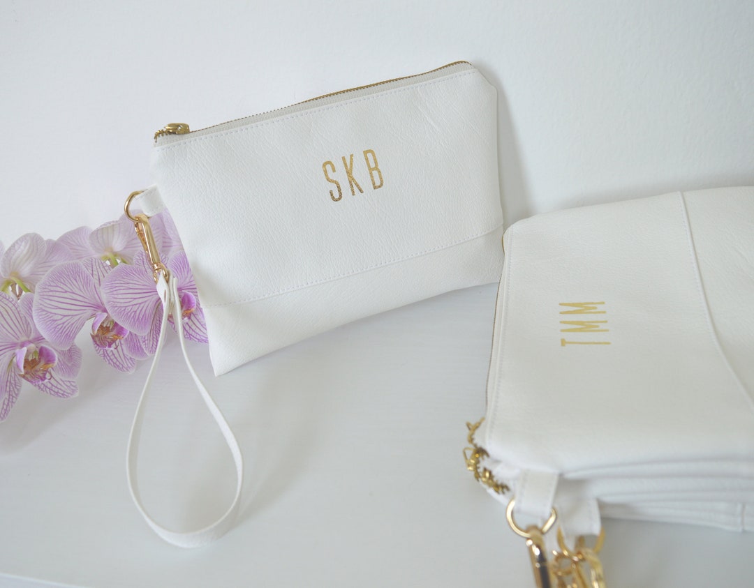 5 White Personalized Wristlets Bridesmaid Gift Set of 5 - Etsy