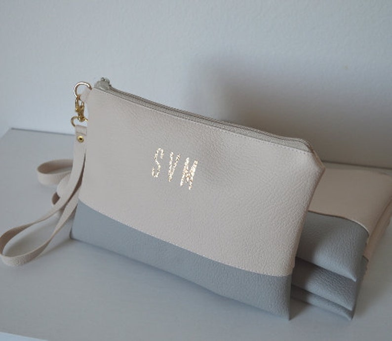 4 Personalized Wristlets in Cream / Light Grey Bridesmaid - Etsy