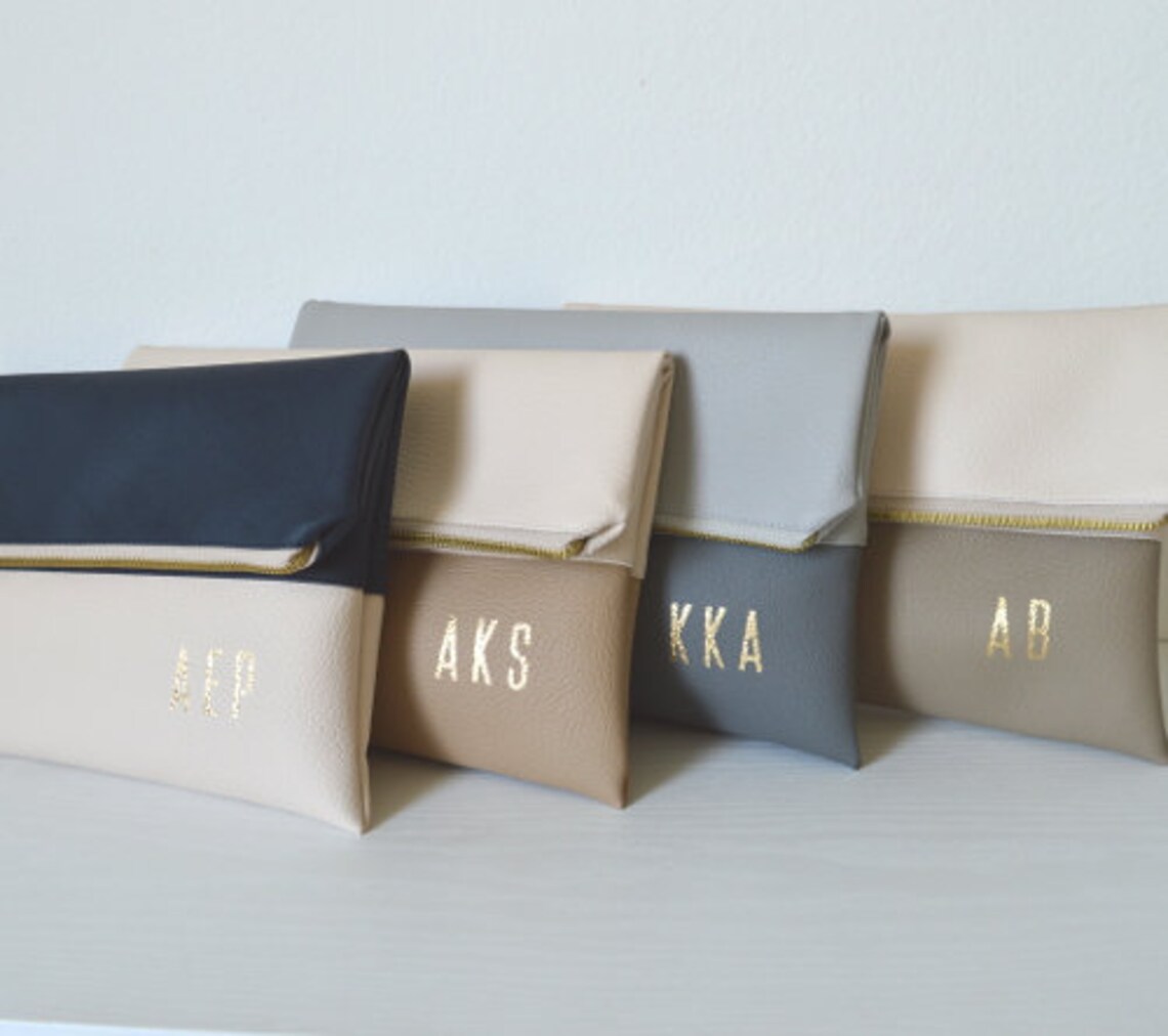 A Set of 4 Personalized Foldover Clutches / Bridesmaid Gift / Bridal ...