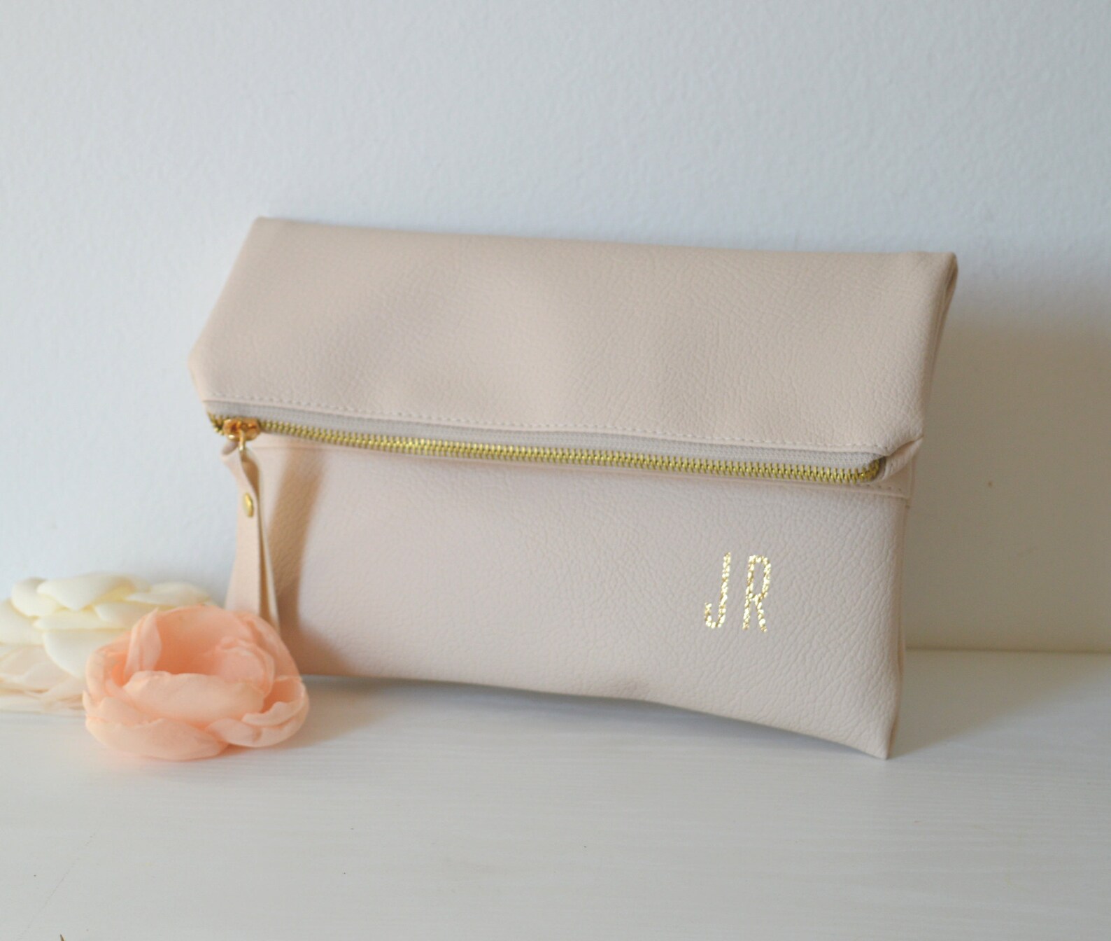 Set of 5 Personalized Clutches in Cream / Bridesmaids Gift / | Etsy