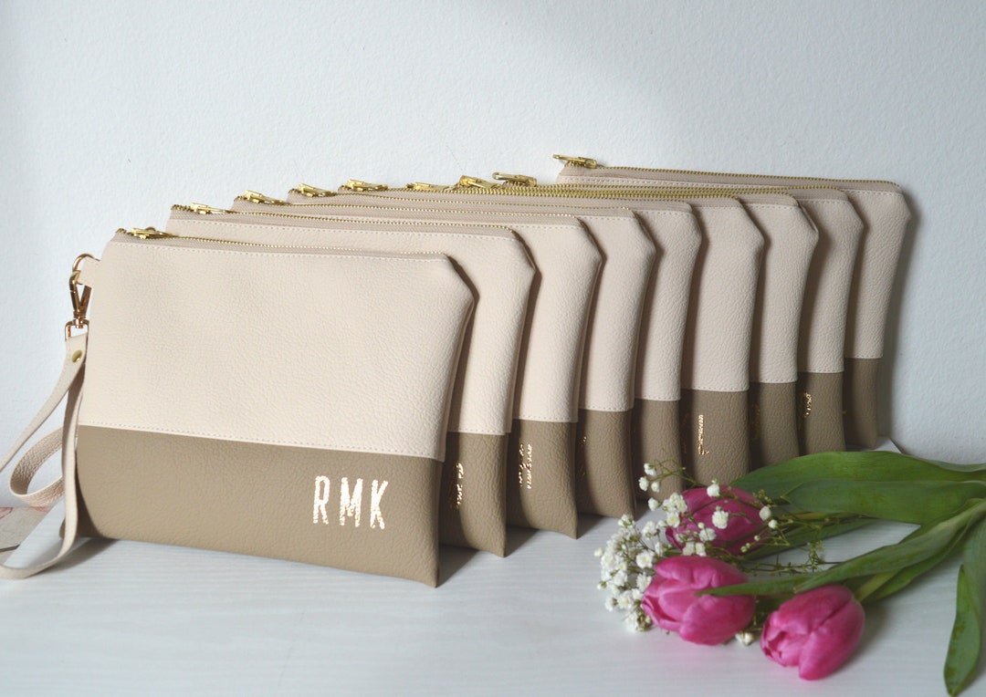 Set of 9 Personalized Wristlets, Bridesmaids Gift, Wedding Accessory - Etsy