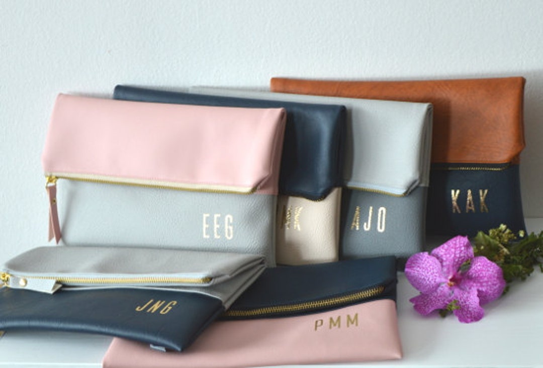 Set of 6 Personalized Foldover Clutches / Bridesmaids Gift / - Etsy