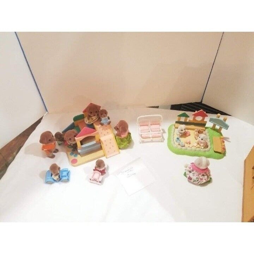 Calico Critters Nursery Play Side Sandbox Choclate Labs Guinea Pigs ...