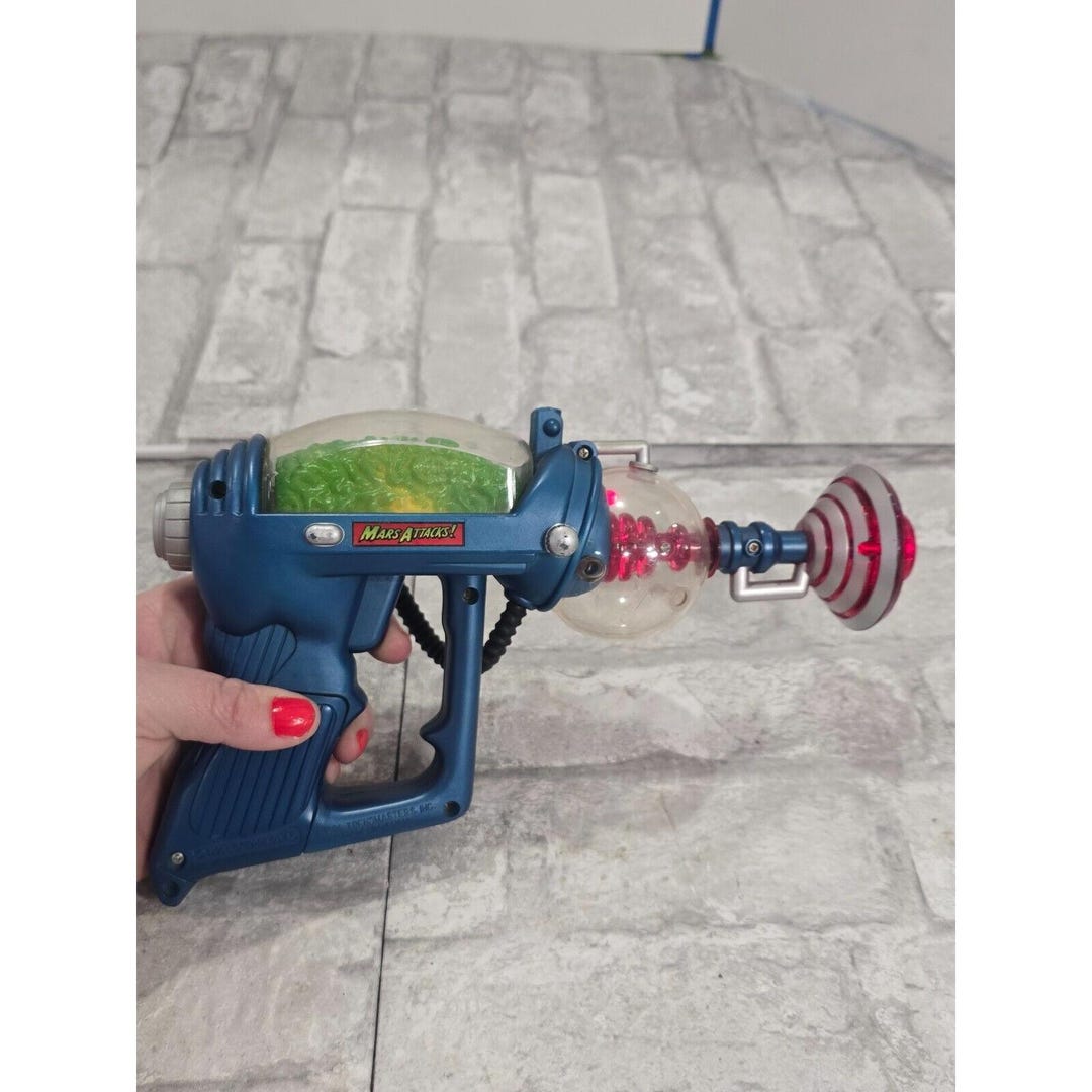 Vintage Mars Attacks Martian Brain Disintegrator Blue Ray Gun 1996 ...