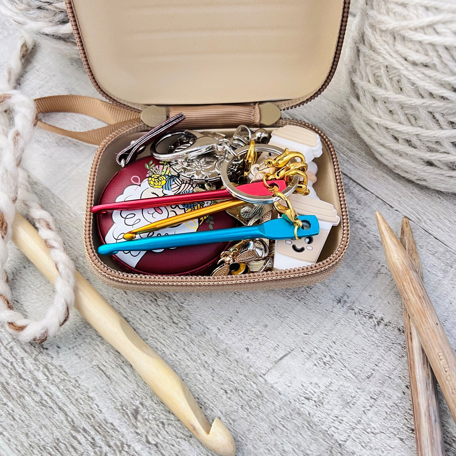 Zippered Notions Storage Case, Knitting & Crochet Wristlet Hard Case ...