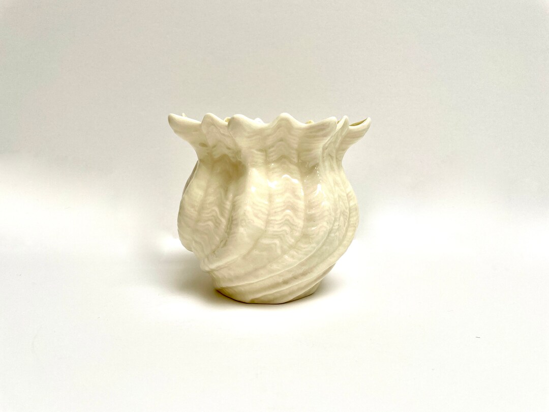 Vintage Belleek Vase | Cream Colored Pot | Irish Porcelain - Etsy