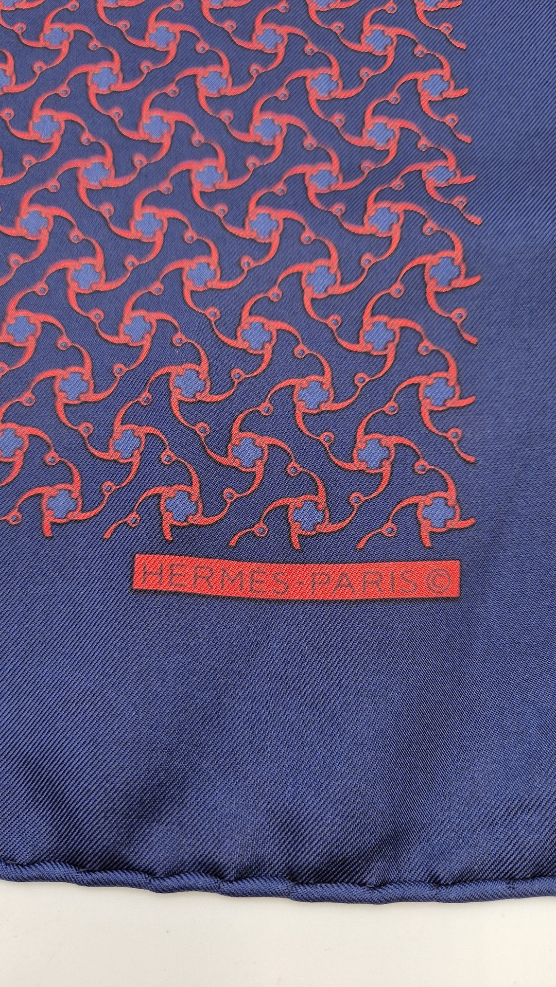 Hermès Pocket Scarf 16,5 in X 16,5 in Vintage Silk Classic Patterns on ...