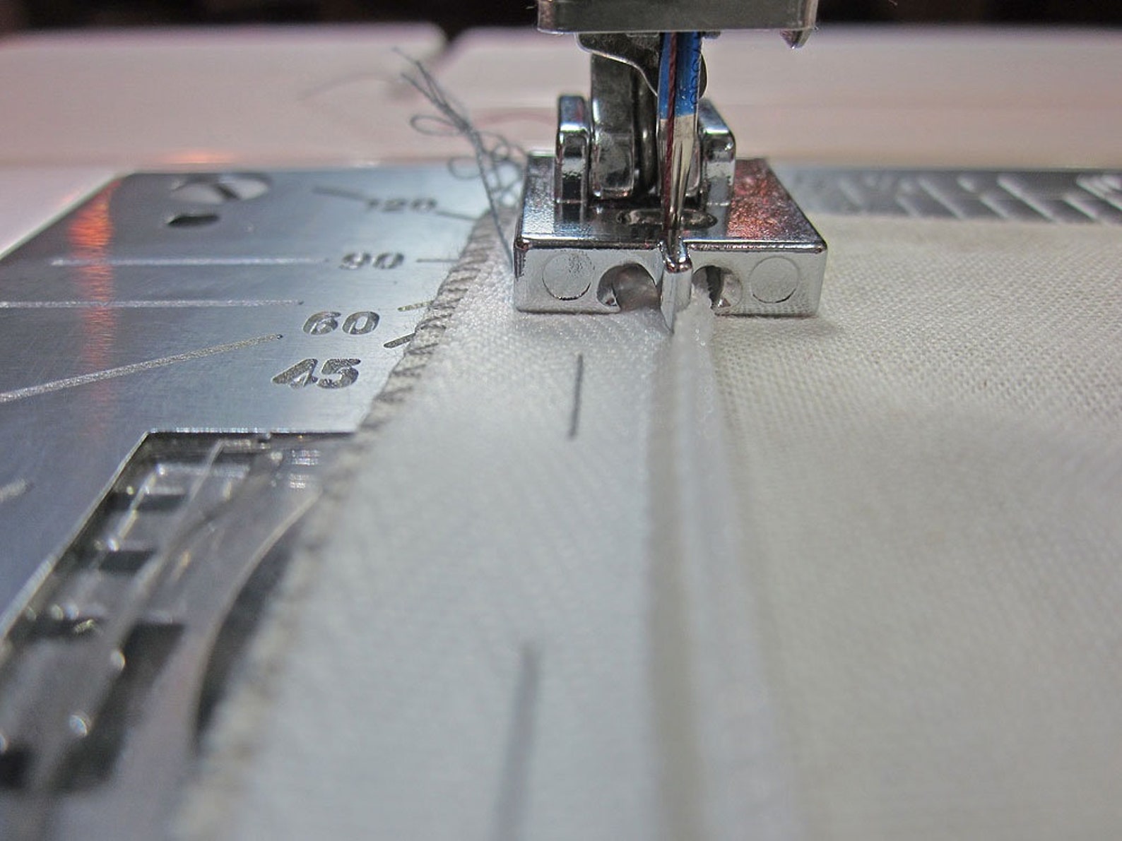 Concealed Invisible Zipper Foot With Center Guide for Elna Sewing ...