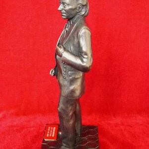 Dr Who William Hartnell Figurine Limited Edition Only 1000 Made by ...