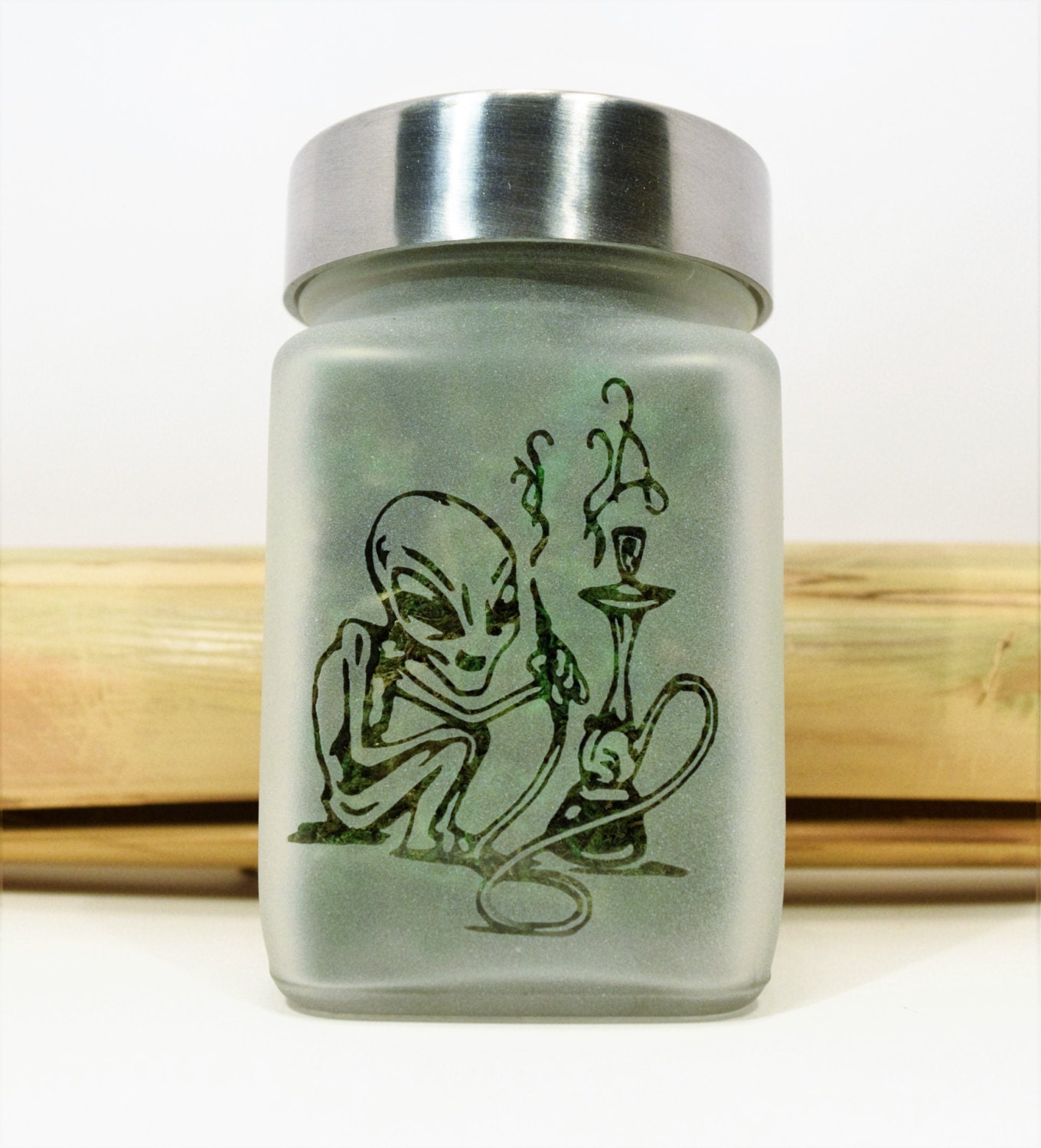 Stash Jar - Hookah Smoking Alien Stash Jars - Weed Accessories - Aliens ...
