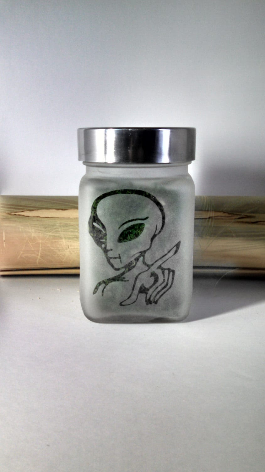 Alien Etched Glass Stash Jar and Edibles Canister, Airtight, Odor-Proof ...