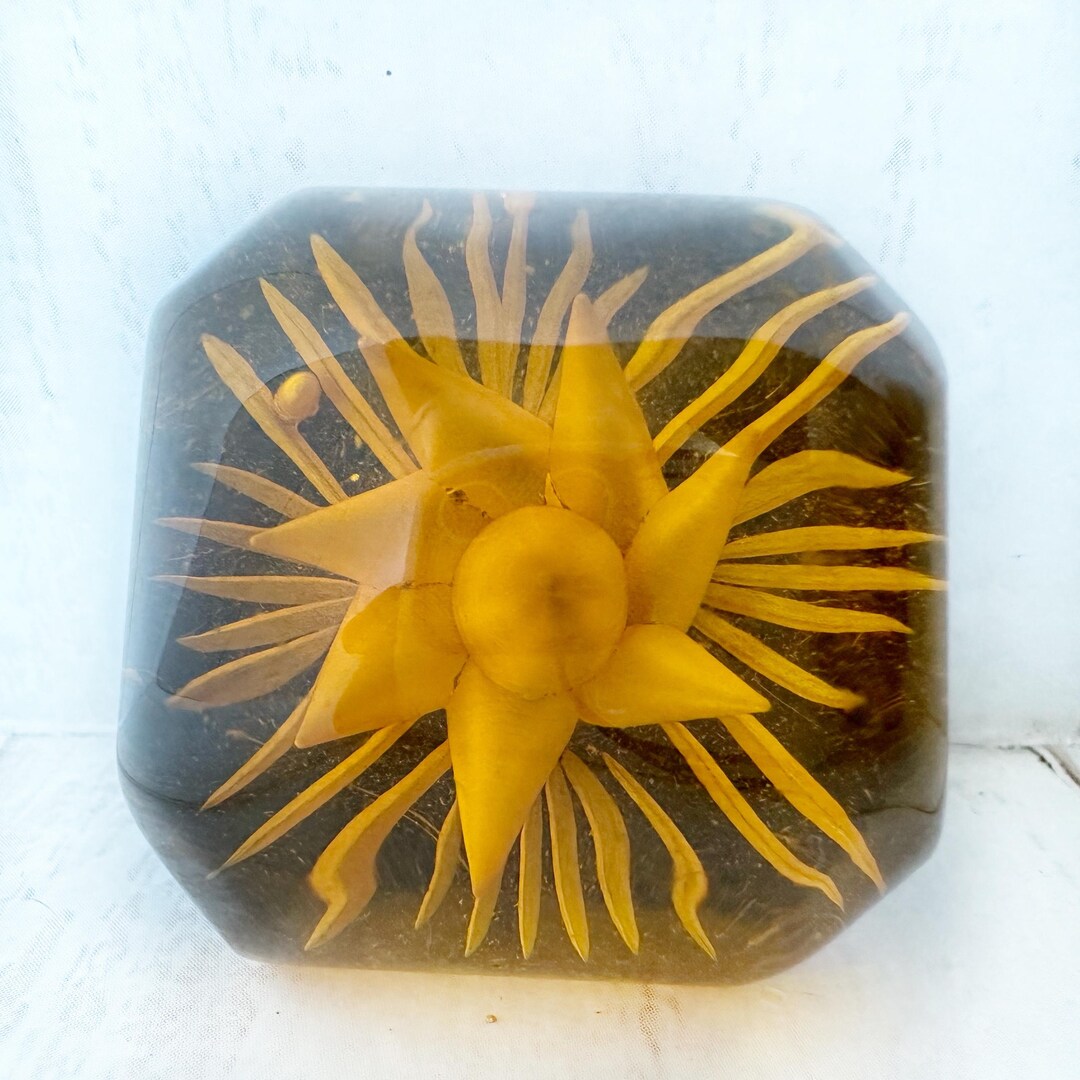 Vintage Honey Amber Prystal Bakelite Floral Motif Broach…1940s - Etsy