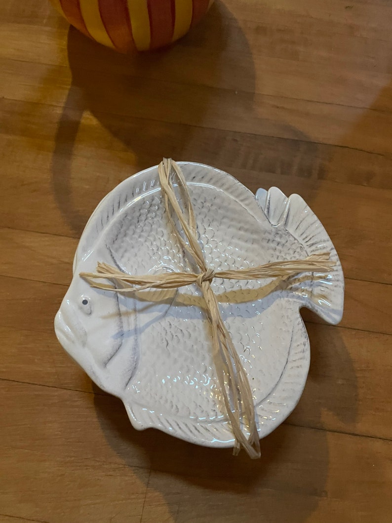 Set of Four Small Antique Fish Plates - Etsy