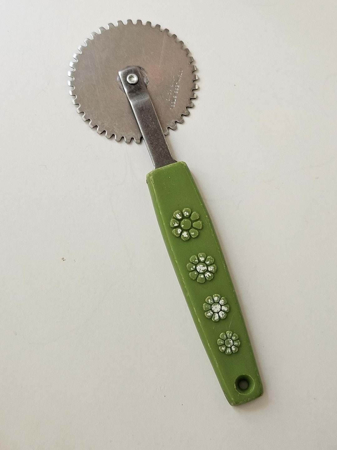 Vintage Pastry Cutter - Etsy