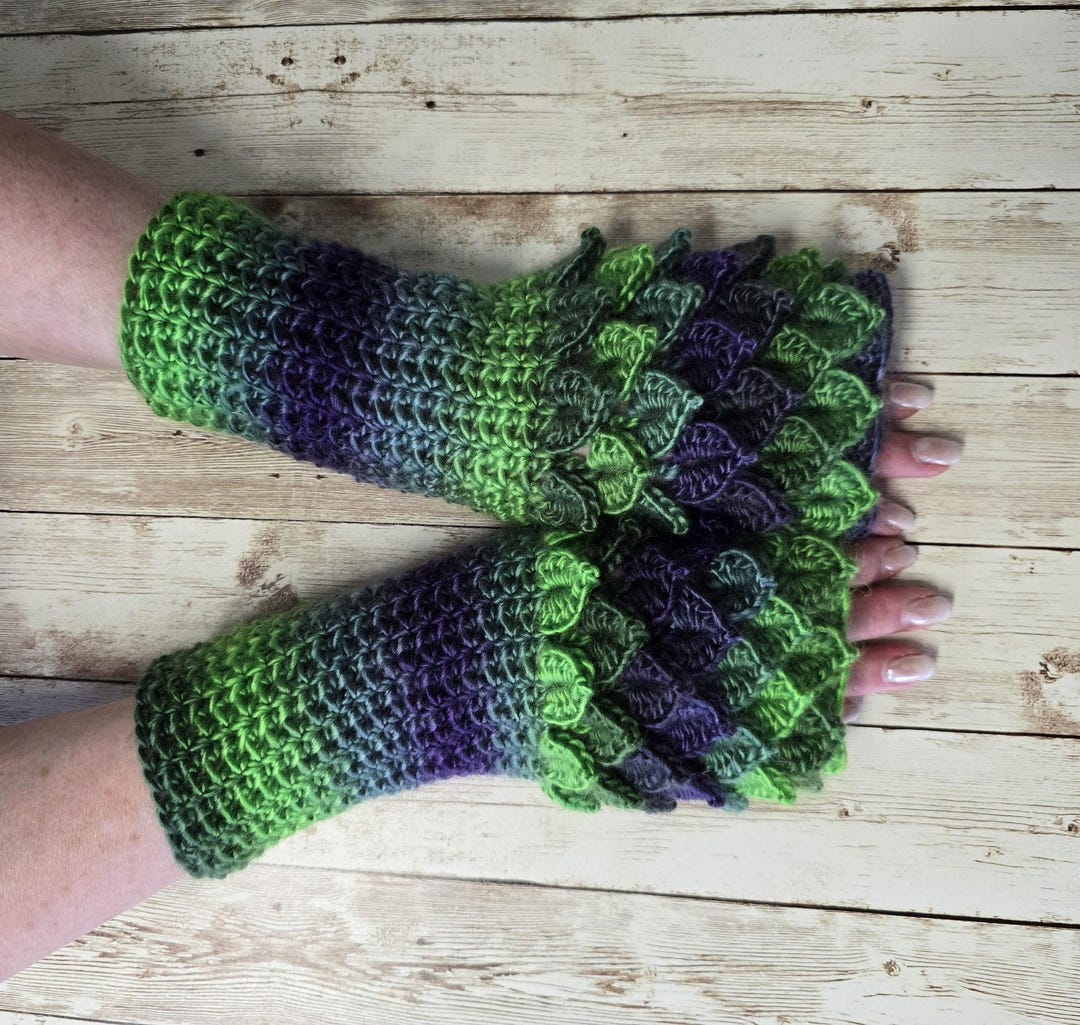 Dragon Lovers Gloves, Dragon Scale Gloves, Womens Winter Gloves ...