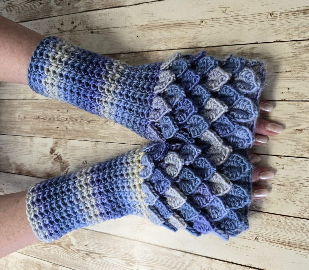 Magical Fingerless Dragon Scale Gloves, Fantasy Fashion, Mermaid ...