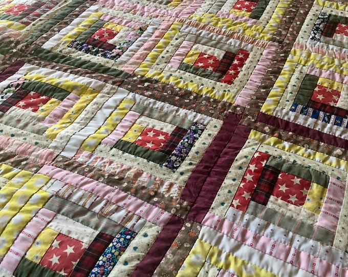 Vintage Quilt, 1970s Hand Pieced, Hand Sewn, Log Cabin, Large, Full ...