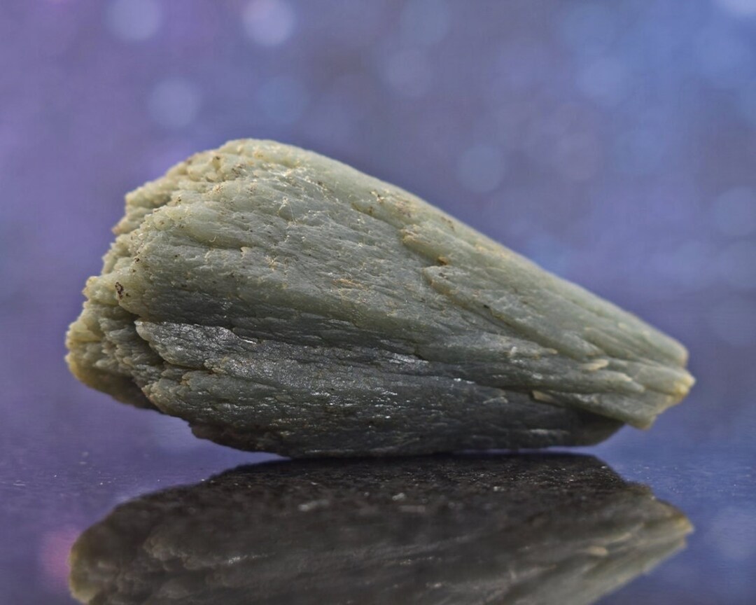 Seriphos Prasem Prase Green Quartz From Greece Very Rare 2.37 40.5 ...