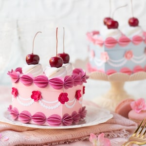 3D Vintage Heart Cake SVG, 3D Paper Heart Cake Gift Box Svg, Vintage ...