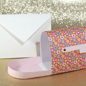 3D Mailbox SVG Cut File, Mailbox Treat Holder for Valentine's Day ...