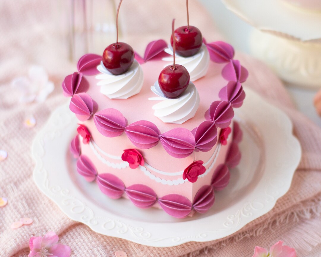 3D Vintage Heart Cake SVG, 3D Paper Heart Cake Gift Box Svg, Vintage ...