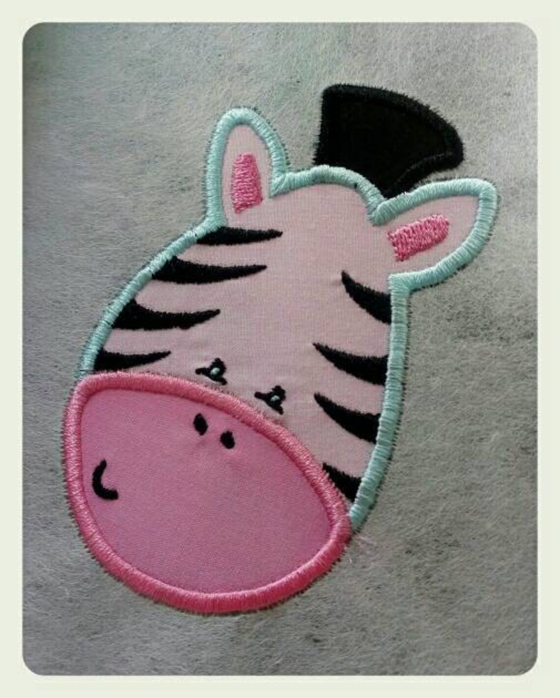 Zebra Face Applique Design - 5 Sizes - Machine Embroidery Design File ...