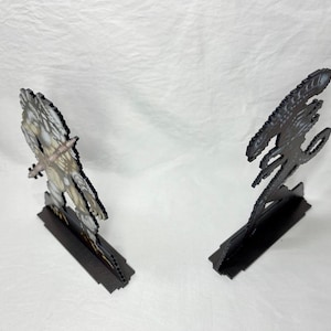 Alien Vs Predator Inspired Video Game Sprites - Etsy